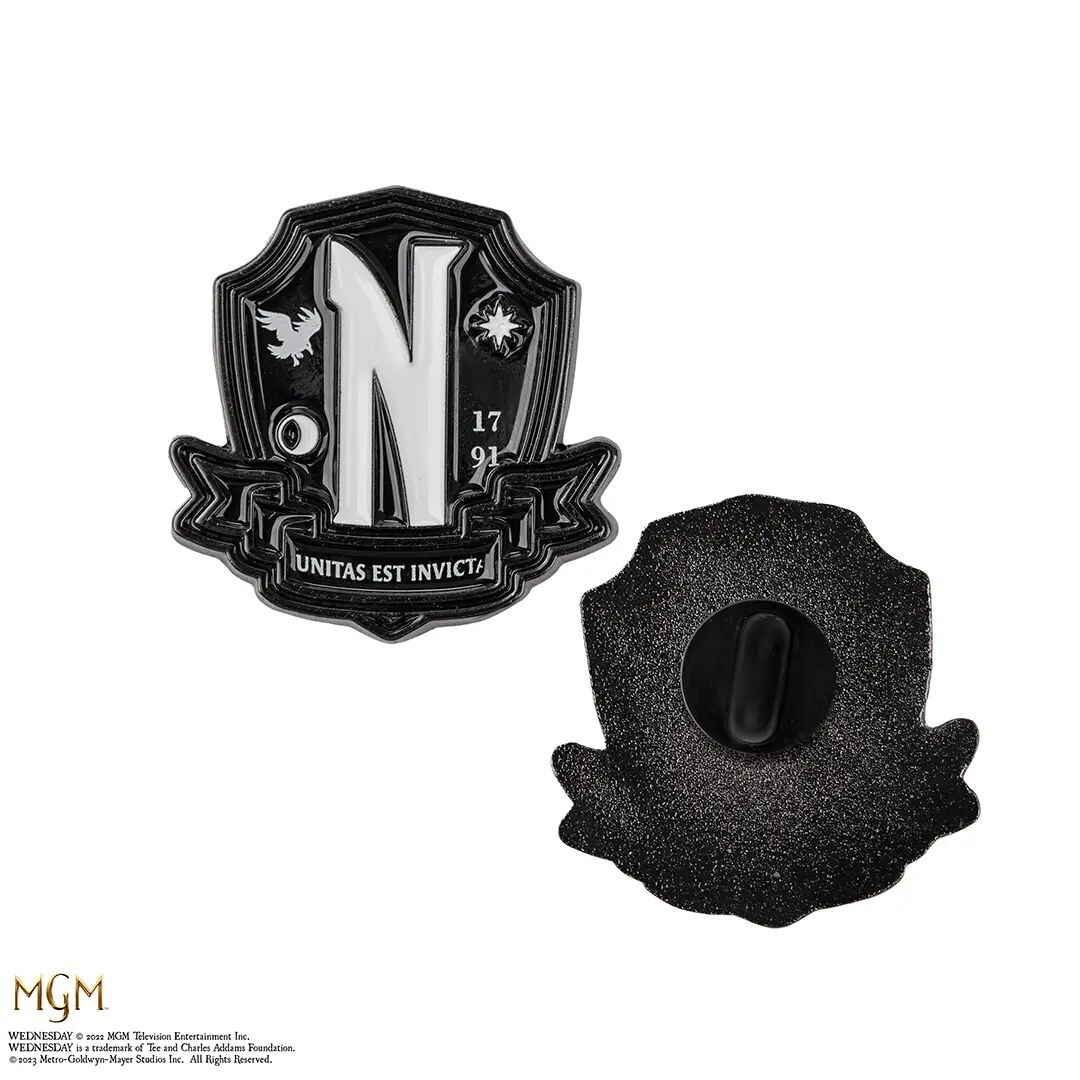 Button, badge Wednesday - Nevermore Academy | Tips for original gifts
