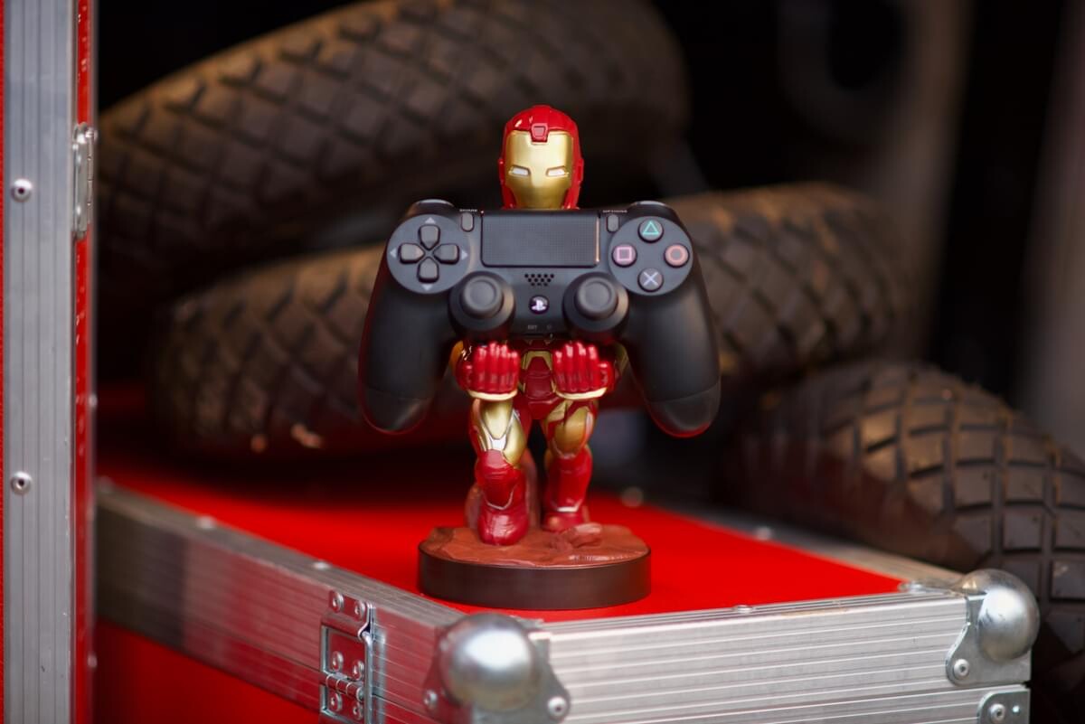 Figurine Marvel - Iron Man (Cable Guy) | Tips for original gifts ...