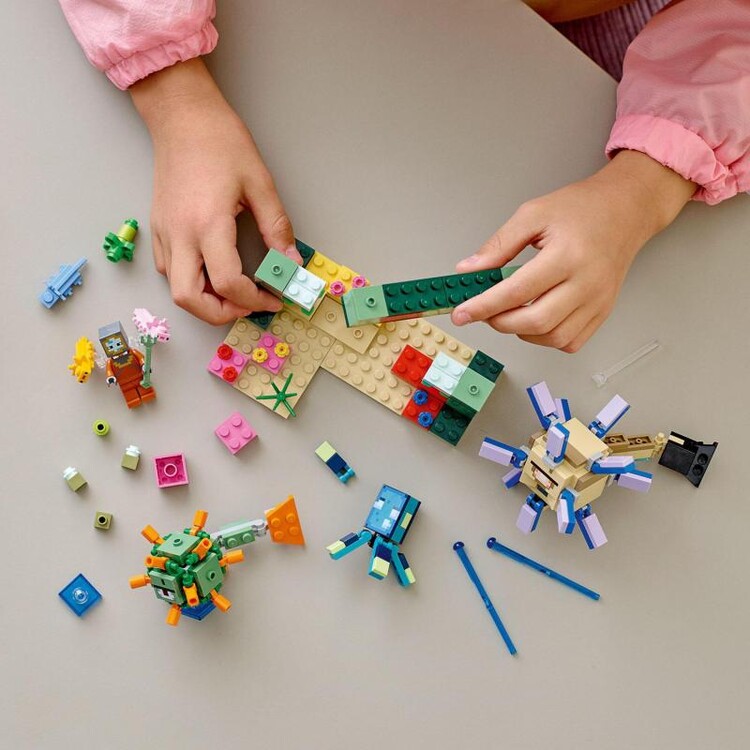 LEGO Minecraft - The Guardian Battle 21180 | Tips for original gifts ...